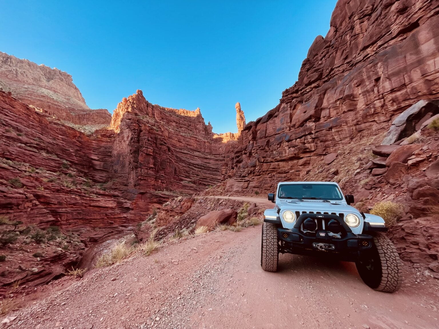 Jeep Wrangler Overland - Jeep JL Overland - Nomad Outfitters